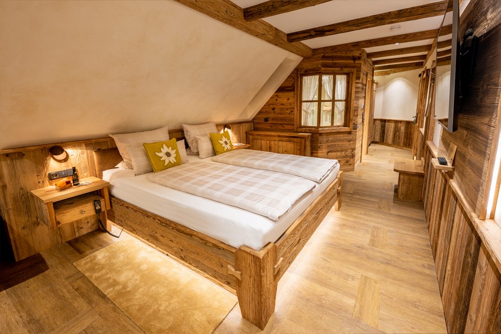 Öffnungszeiten - Hotel-Gasthof ADLER Bad Wörishofen